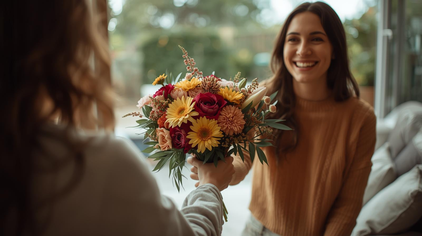 Expressing Gratitude: Creative Ideas for Sending Thank You Flowers ...